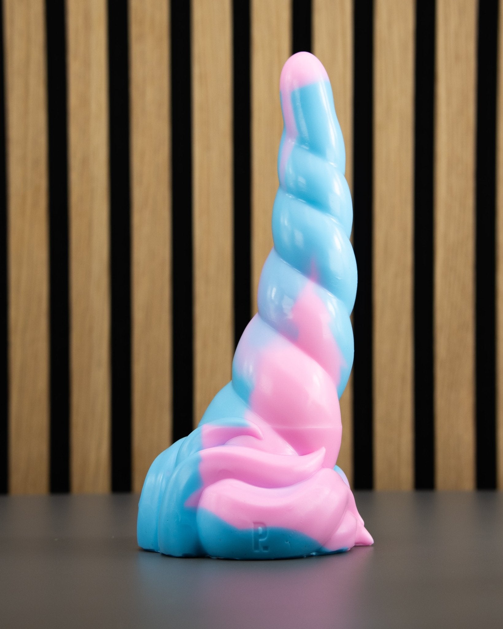 Frostmanes Horn - Large, Soft Shaft/Firm Base - FLOP - Frostmane ...